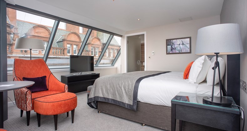 Rooms | Ten Hill Place Hotel