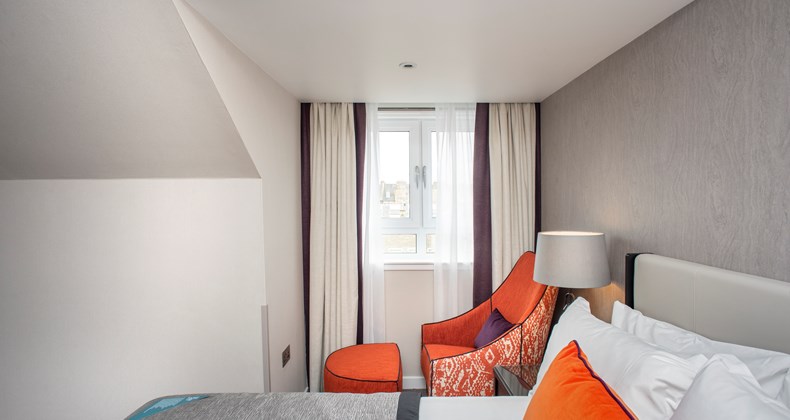 Rooms | Ten Hill Place Hotel