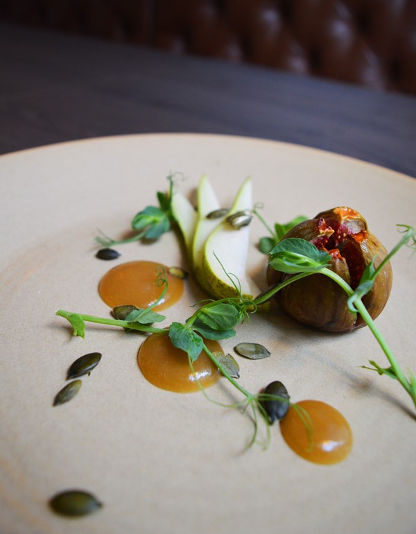 Drinks & Dining | Ten Hill Place Hotel